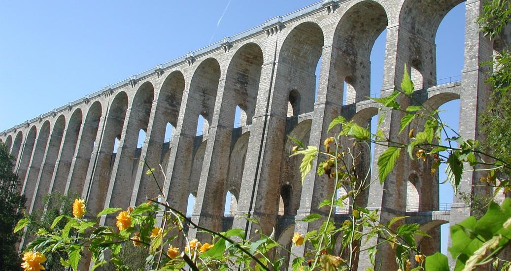 Chaumont : un viaduc du XIXème aux allures de Pont du Gard ! | APRR AREA